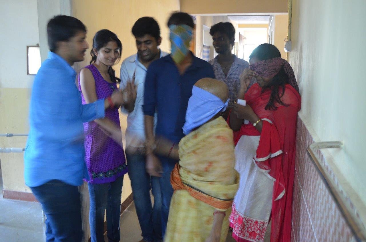 A DAY AT OLD AGE HOME VISIT – Colors2life